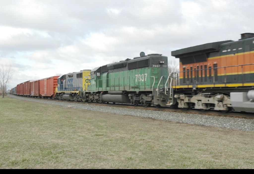 FURX 7937, East on CSX